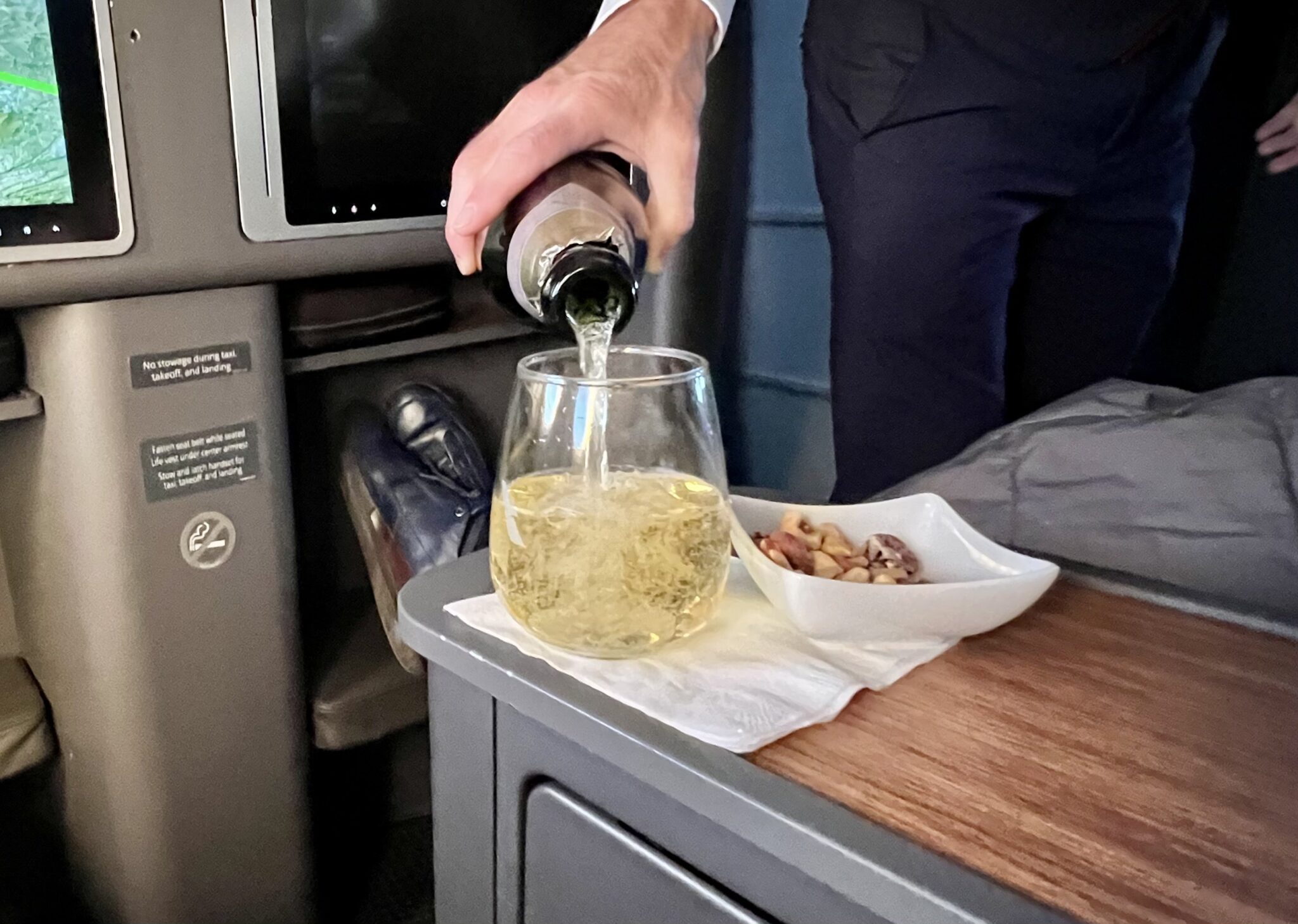 American Airlines Business Class Booking Guide | American Airlines