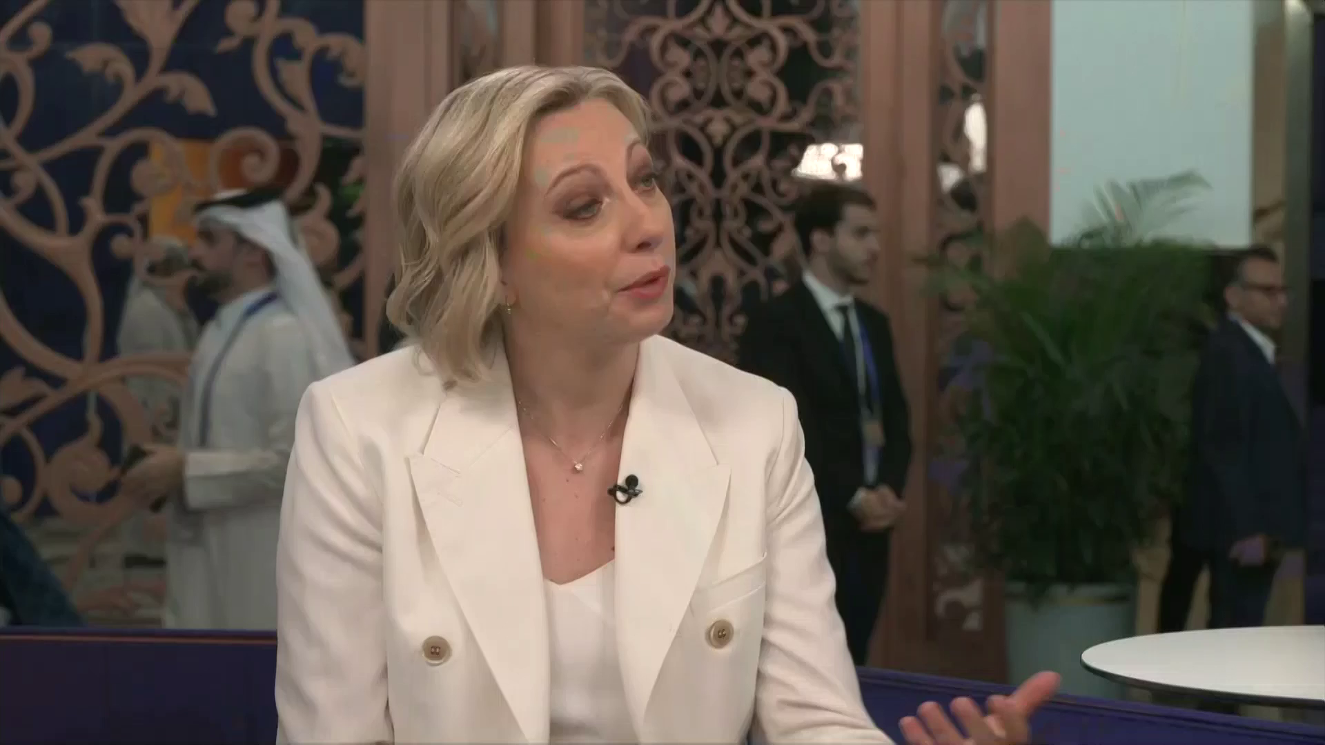 Aviation Industry Insights: Qatar Airways & Ex-Virgin Australia CEOs ...