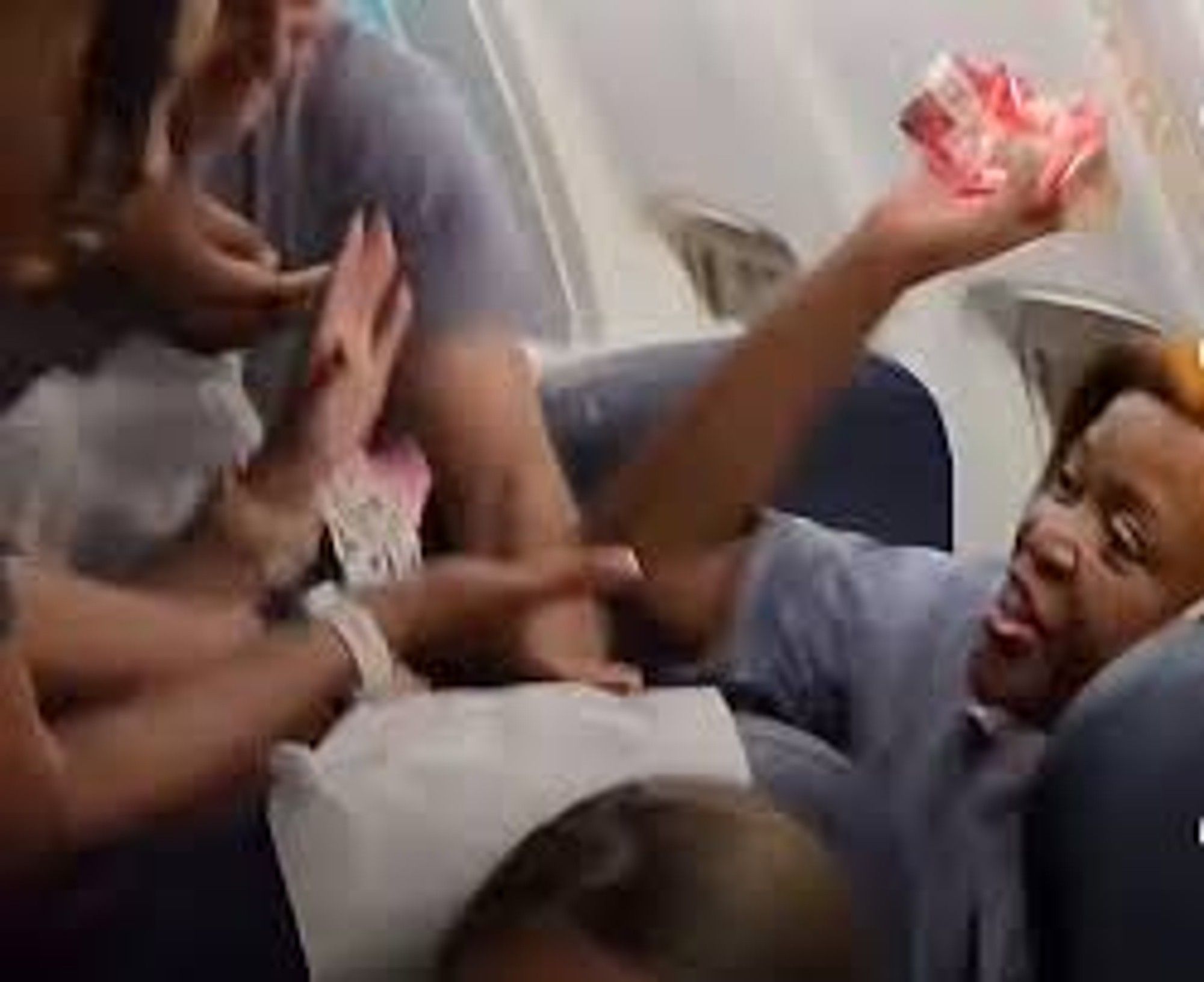 FlySafair Flight Racism Sparks Mitchell’s Plain Outrage. – TravelTradeToday