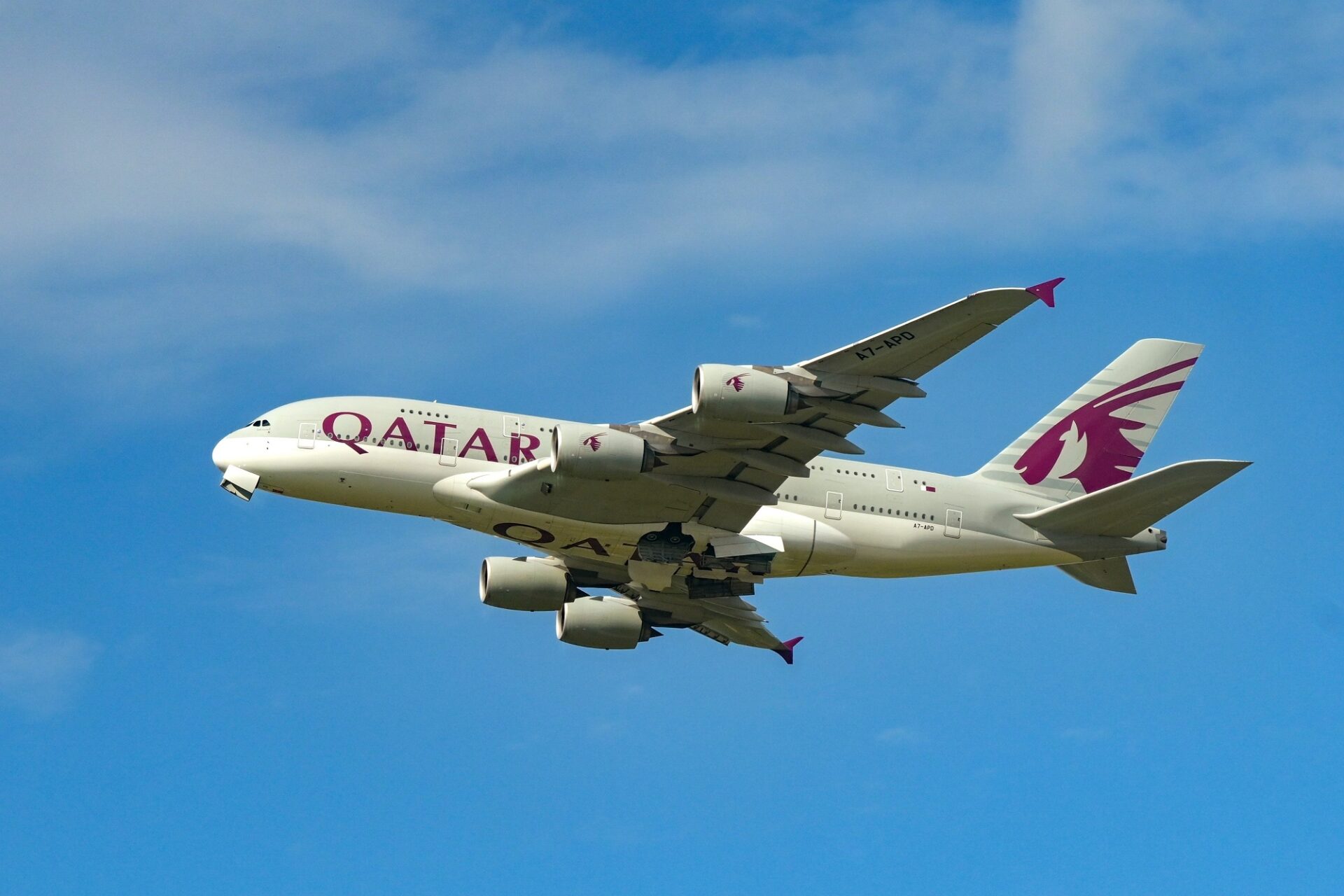 Qatar Airways & ST Engineering Launch New Aerospace Paint Facility in ...